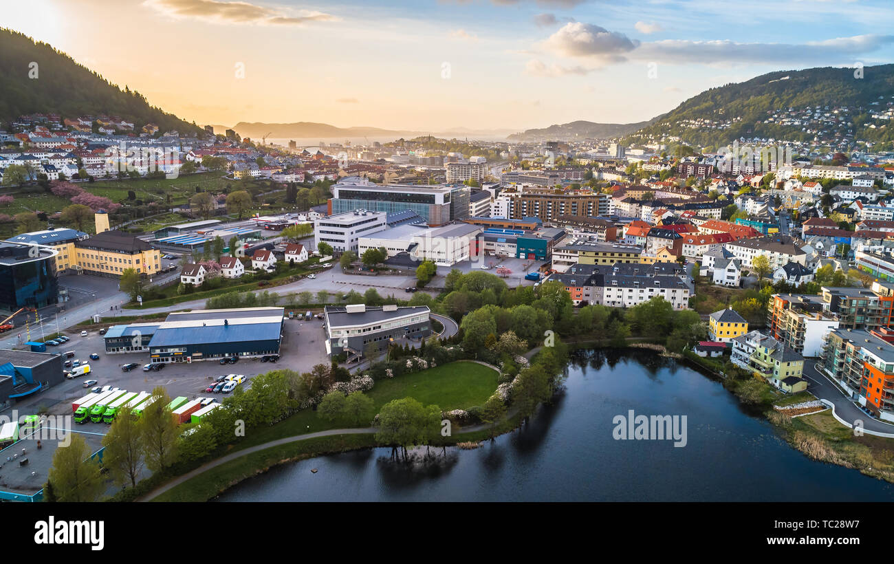 Bergen fjord town hi-res stock photography and images - Alamy