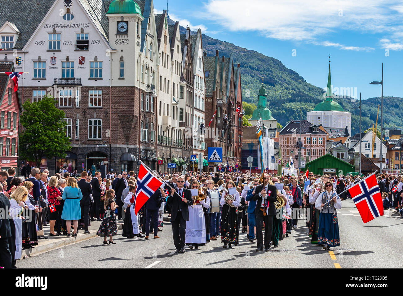 Bergen norway traditional costume hi-res stock photography and images ...