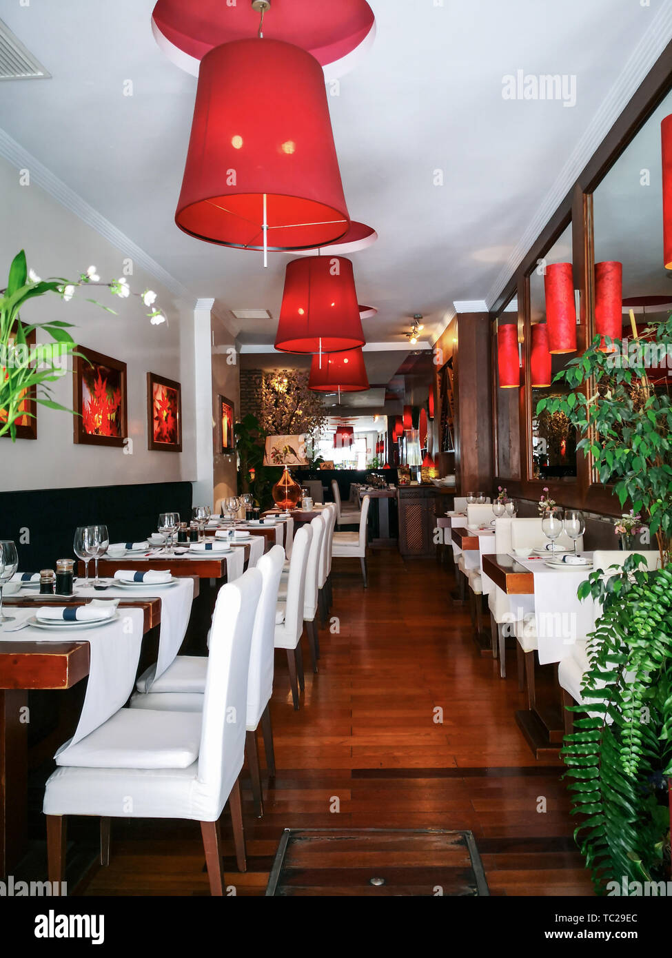 Cross modern japanese architecture hi-res stock photography and images ...