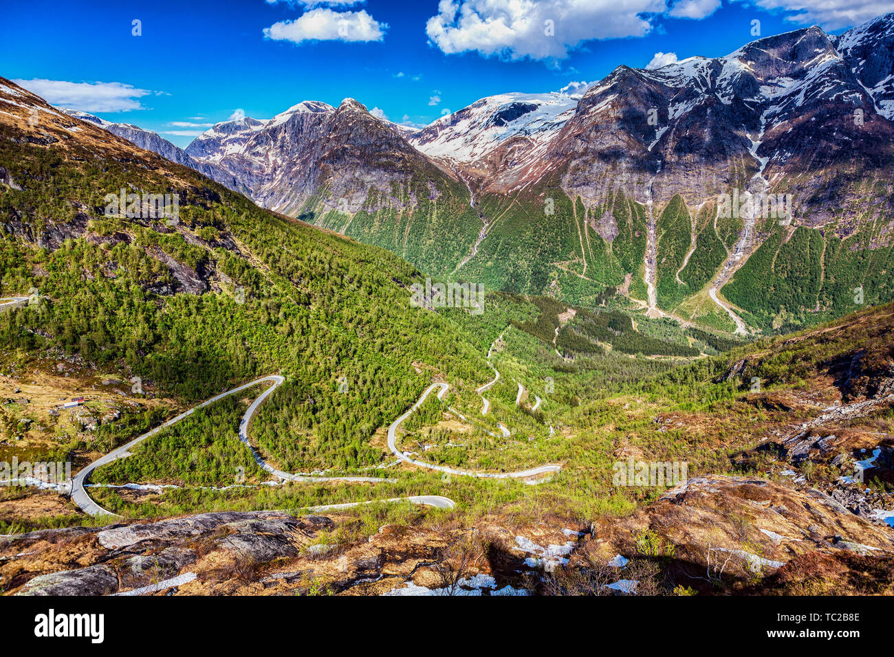 Mountain road to Gaularfjellet. Gaular, Norway Stock Photo - Alamy