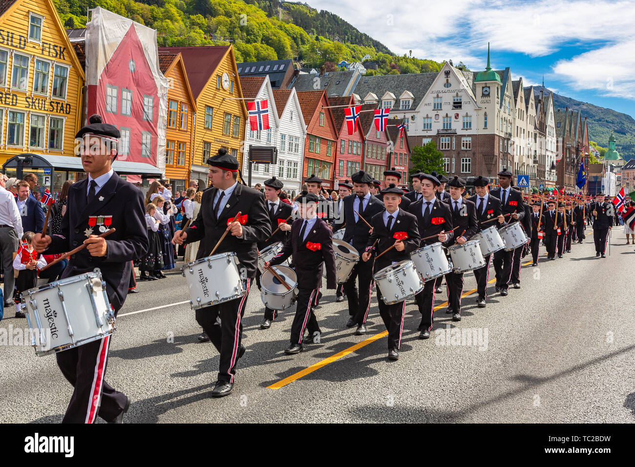 Bergen norway traditional costume hi-res stock photography and images ...