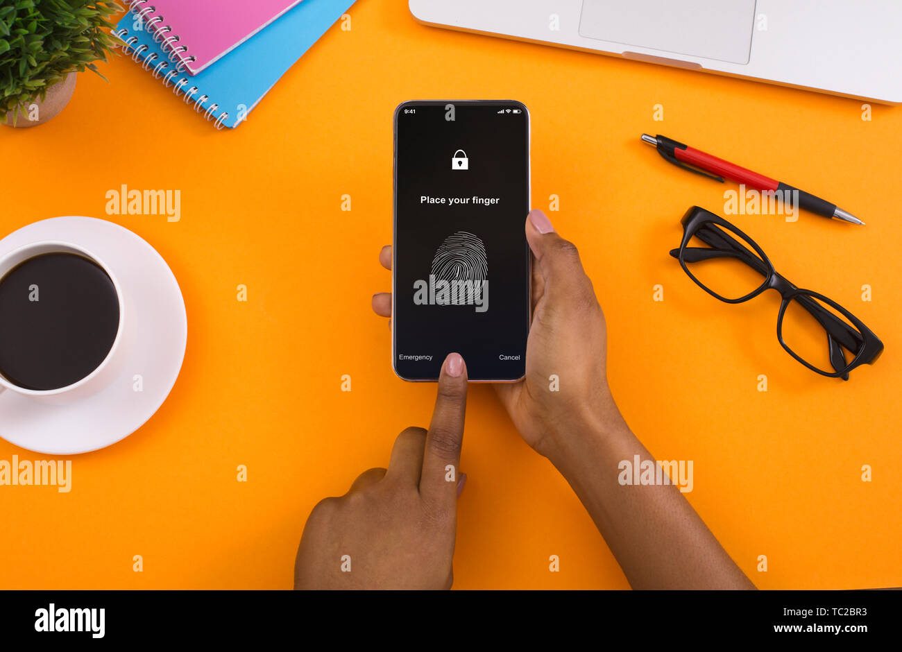 Mobile phone with application for scanning fingerprint Stock Photo - Alamy