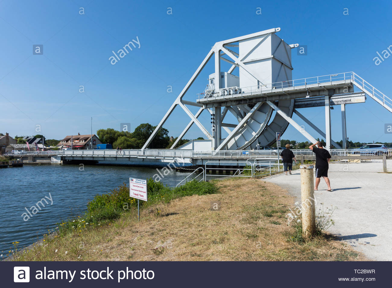 Pegasus Bridge 1944 High Resolution Stock Photography and Images - Alamy