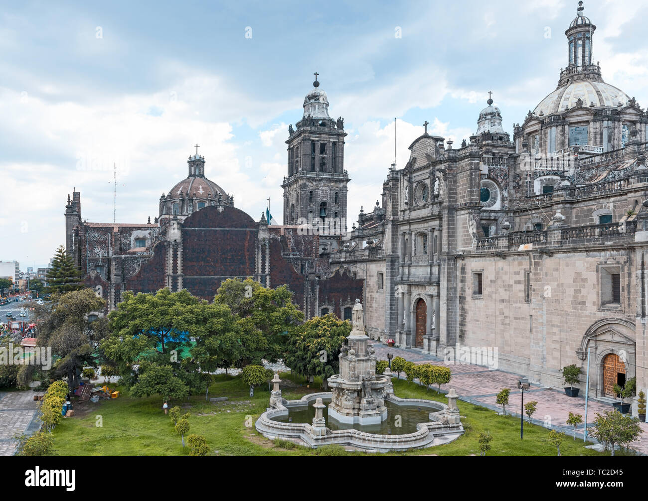 The Metropolitan Cathedral of the Assumption of Mary of Mexico City is ...
