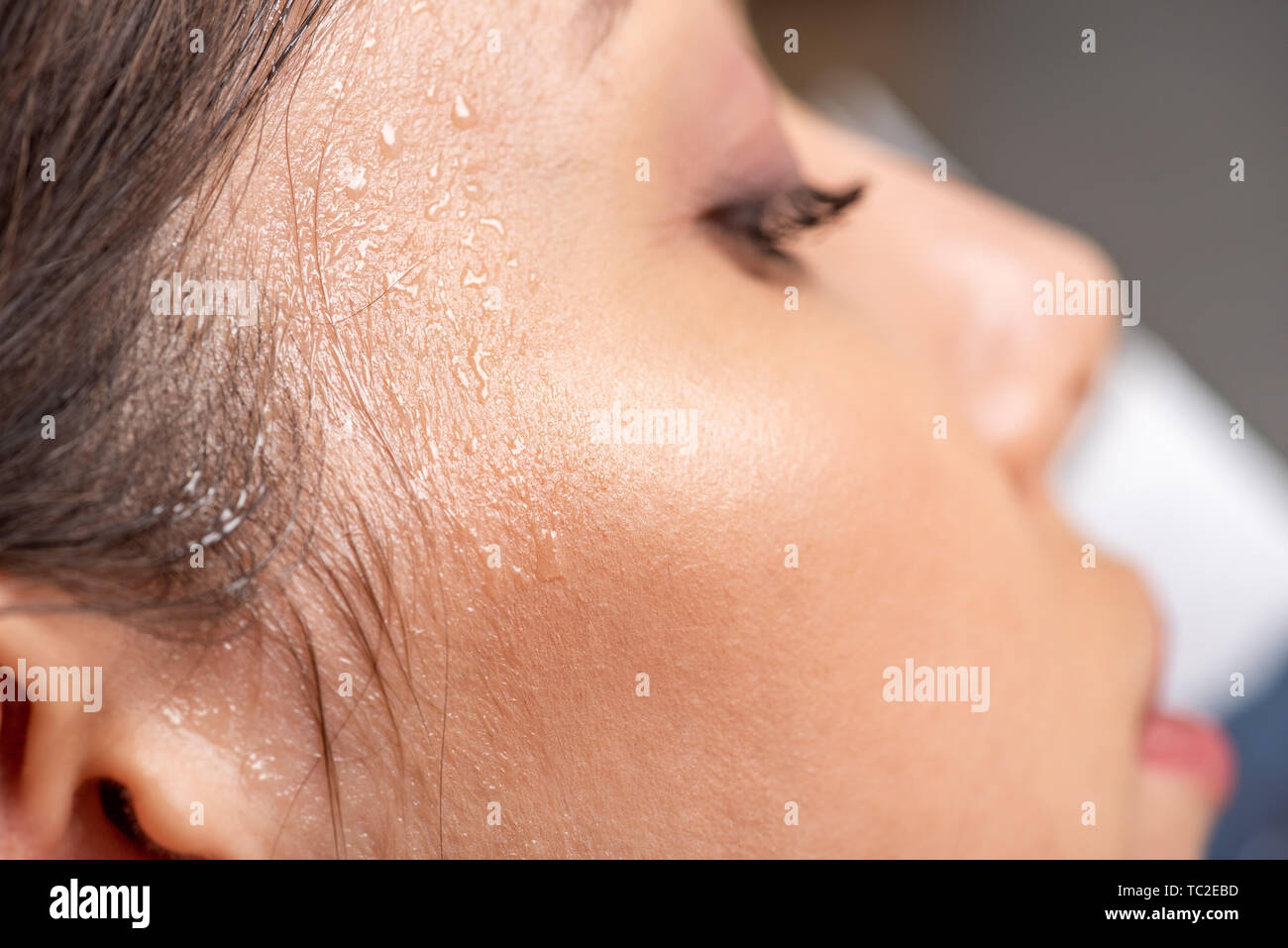Sweaty face hi-res stock photography and images - Alamy