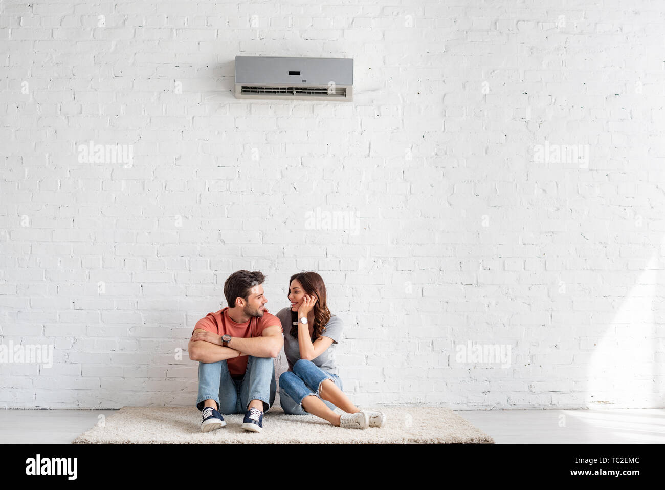 Under floor ventilation hi-res stock photography and images - Alamy