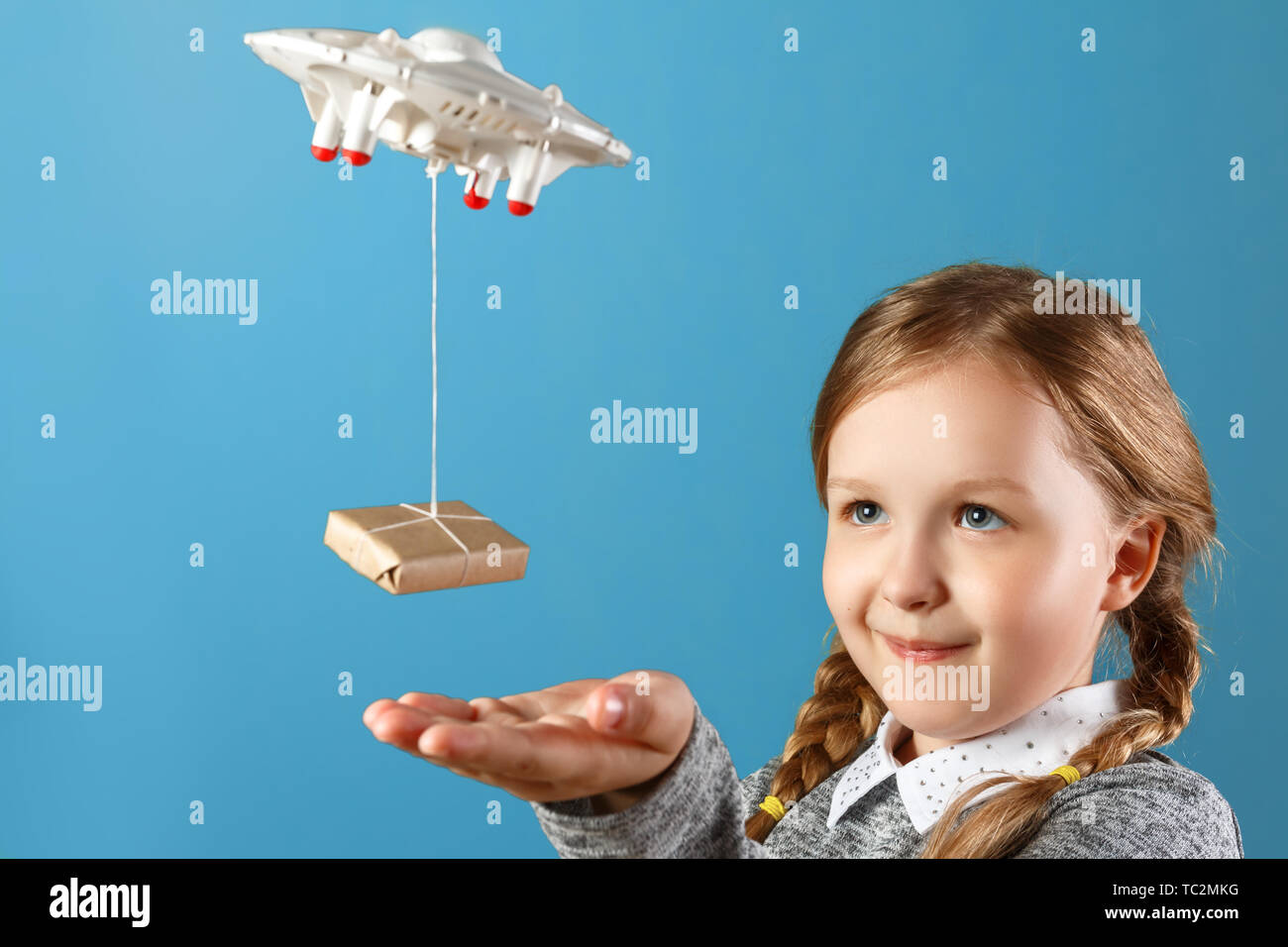 Child delivery hi-res stock photography and images - Alamy