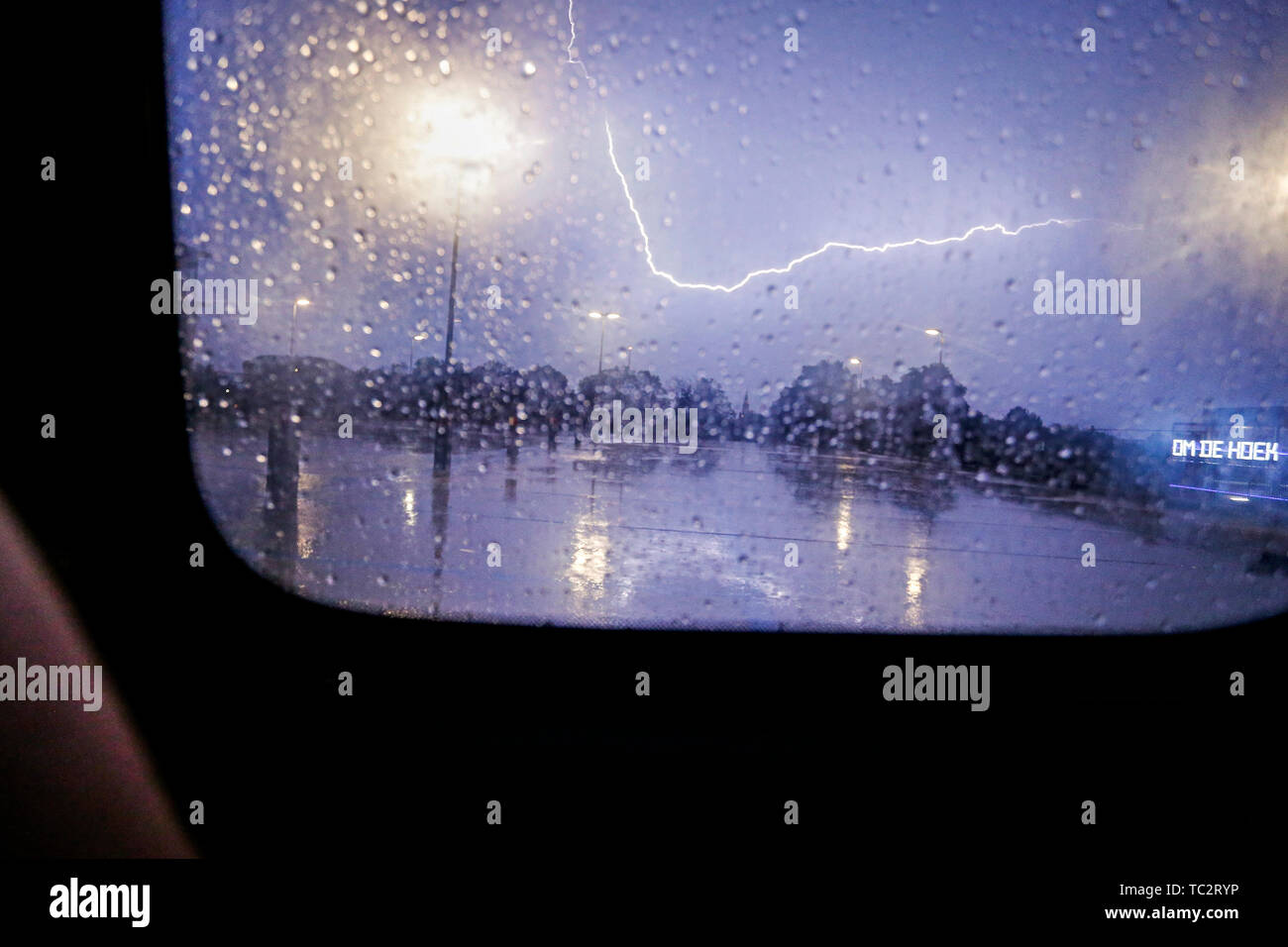 Lightning beam hi-res stock photography and images - Alamy