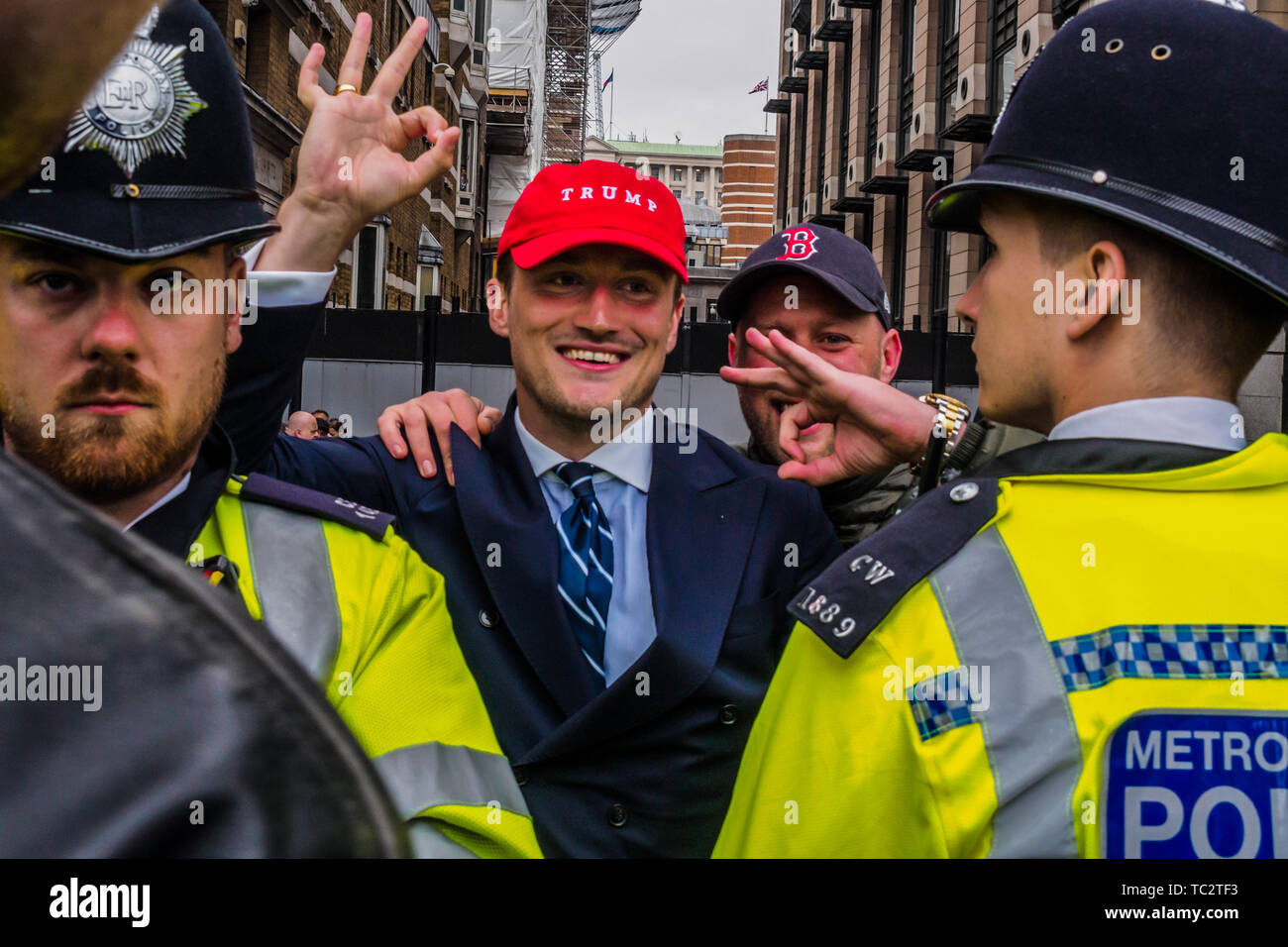 No hand signals hi-res stock photography and images - Alamy