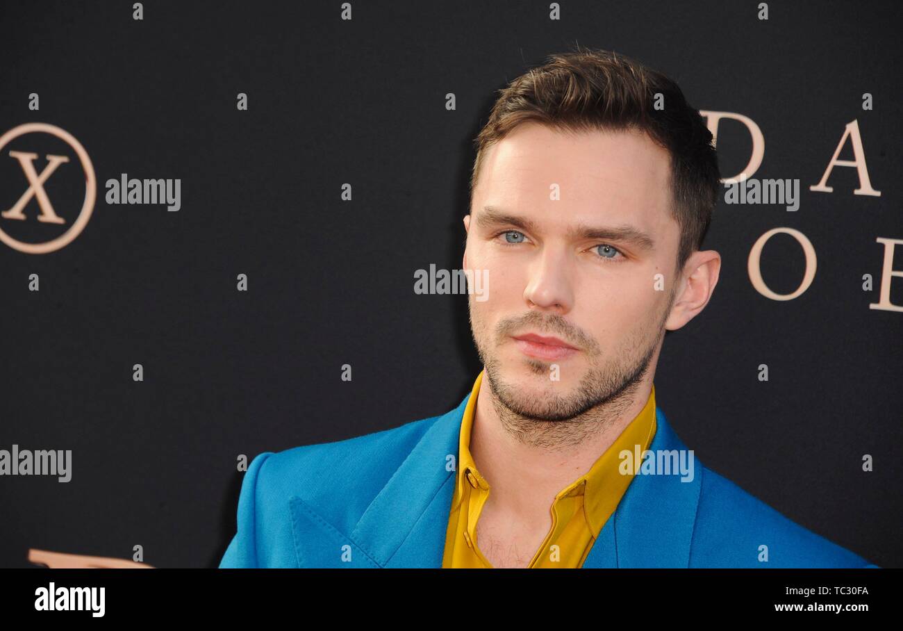 Nicholas hoult x men hi-res stock photography and images - Alamy
