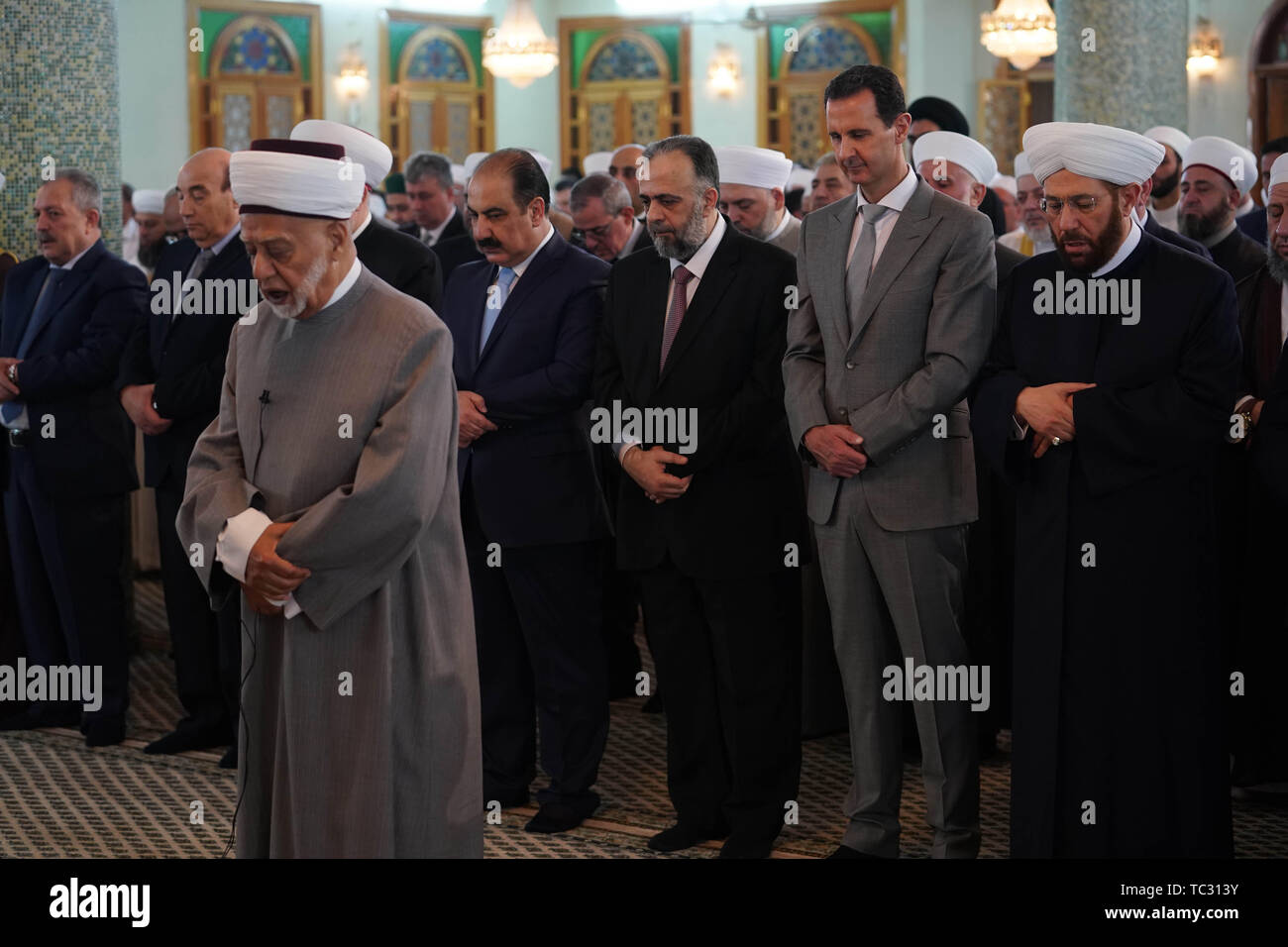 Damascus, Syria. 05th June, 2019. Syrian President Bashar al-Assad (2-R ...