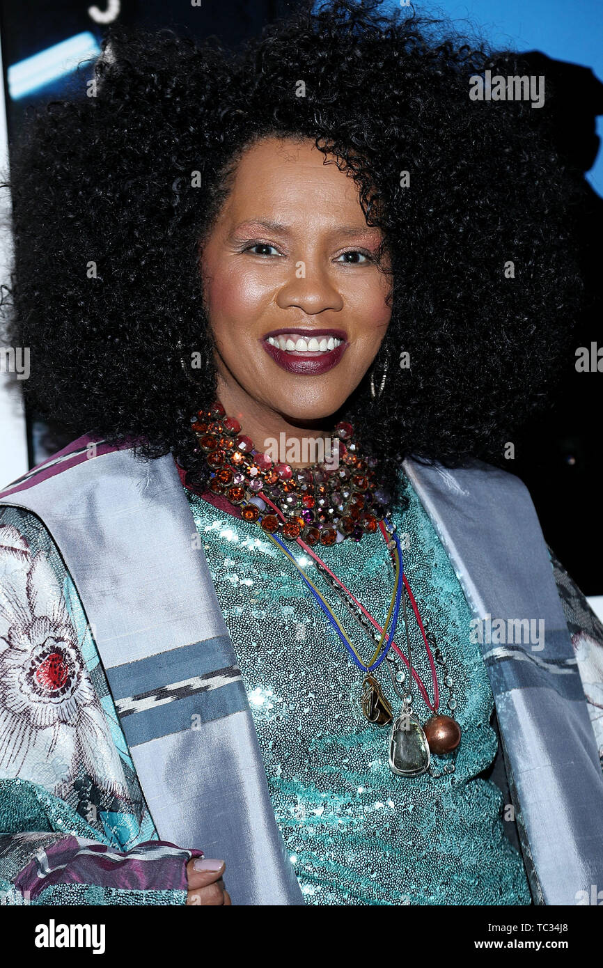 Sherry bronfman hi-res stock photography and images - Alamy