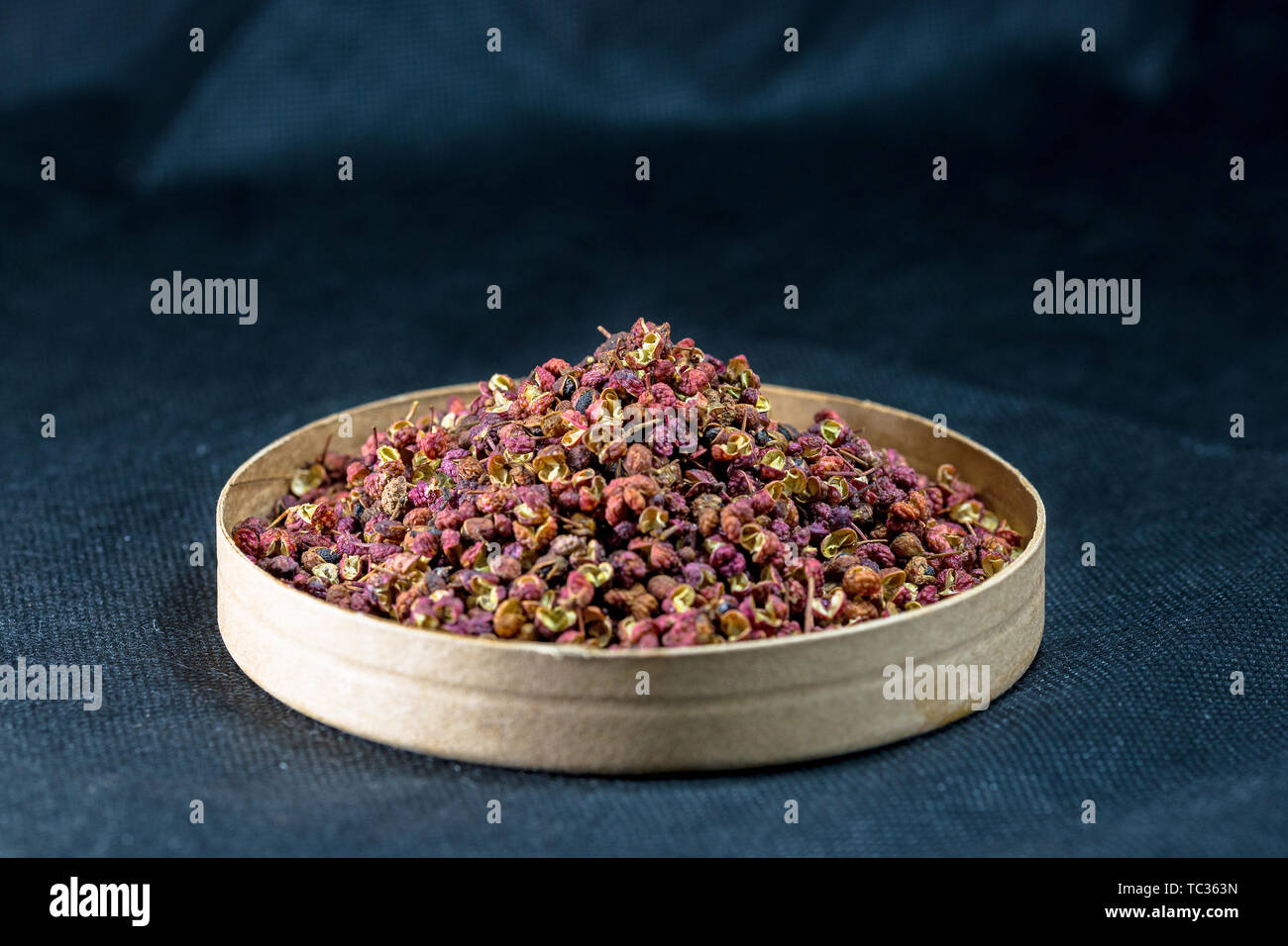 Microscopic powder hi-res stock photography and images - Alamy