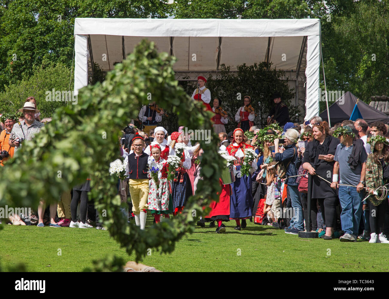 Midsommar skansen stockholm hi-res stock photography and images - Alamy