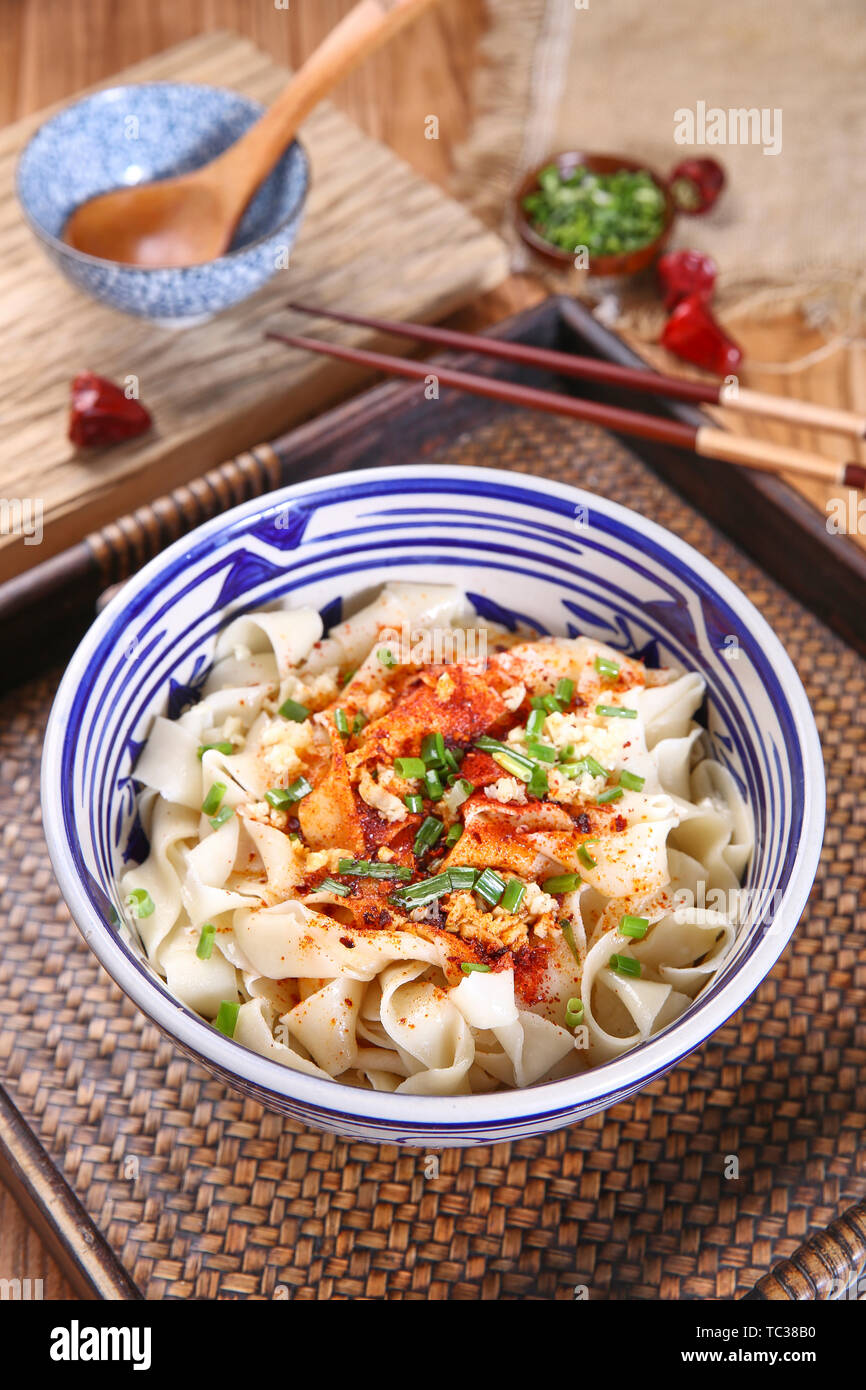 Oil splashed noodles noodles pasta hi-res stock photography and images ...