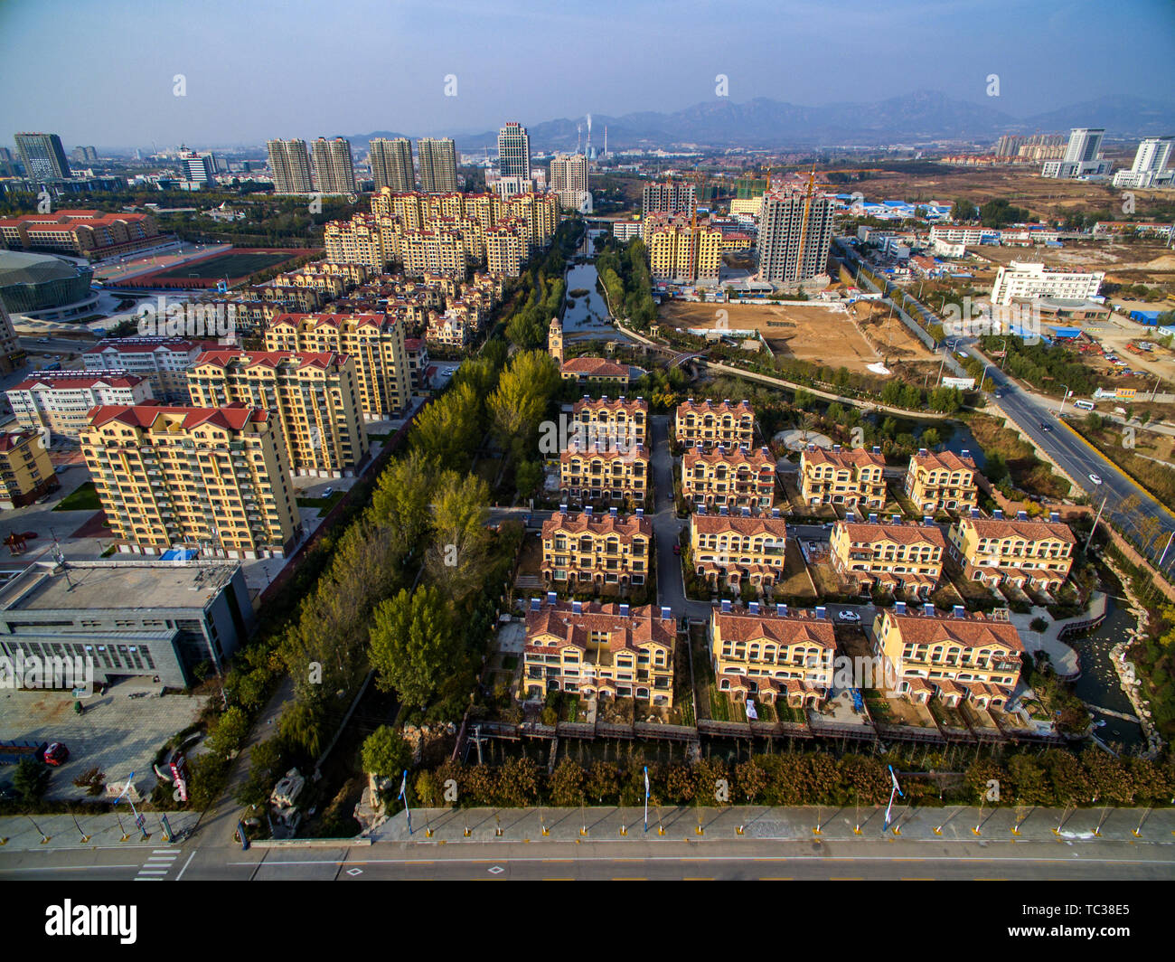 Aerial photography birds eye view hi-res stock photography and images ...