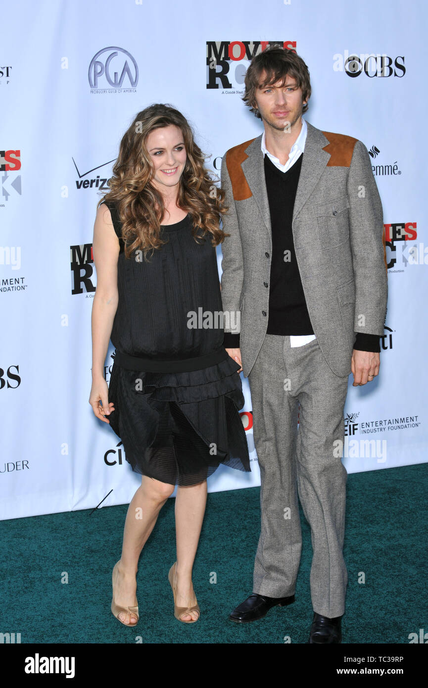 LOS ANGELES, CA. December 02, 2007: Alicia Silverstone & Christopher ...