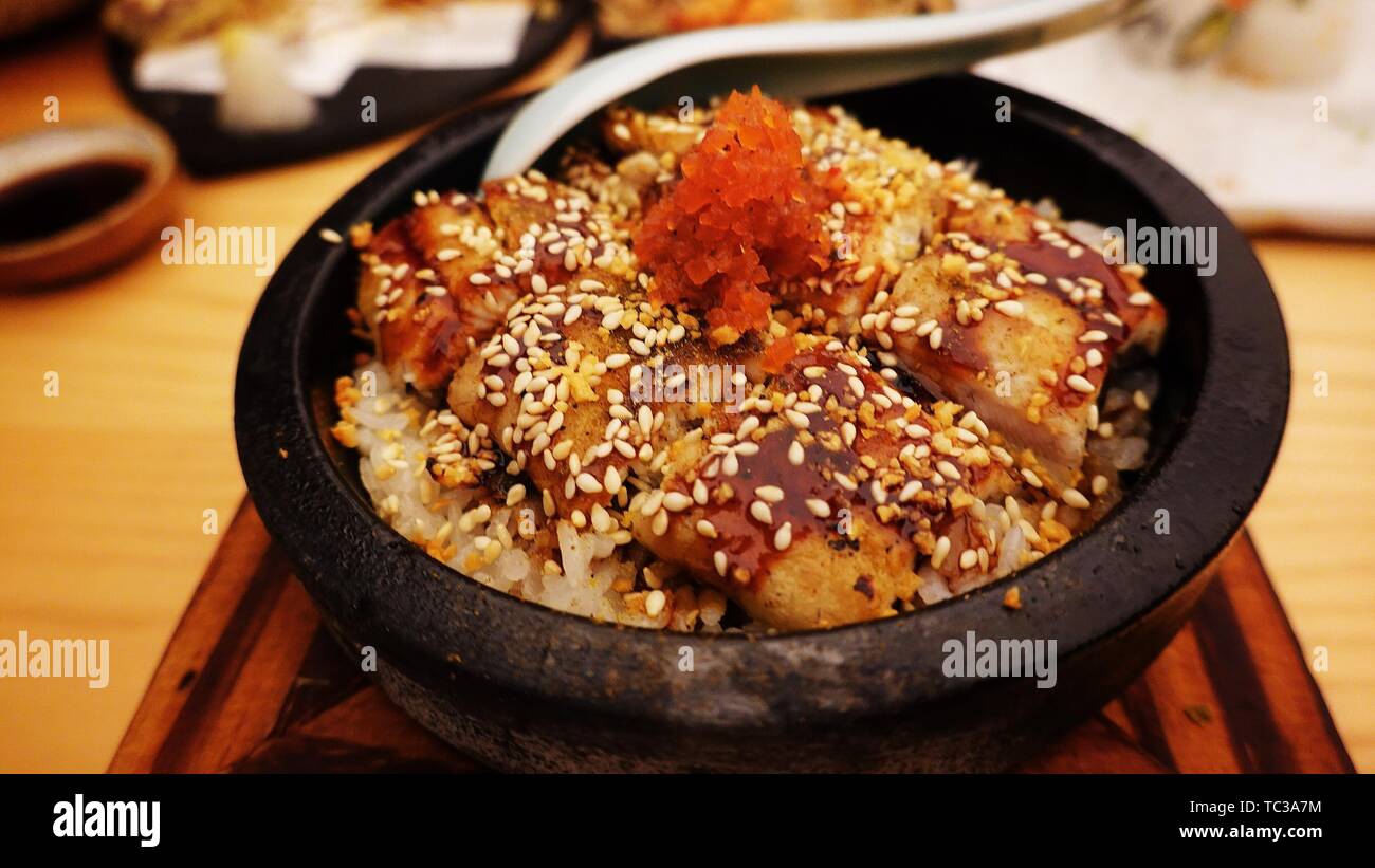 Japanese eel rice Stock Photo - Alamy