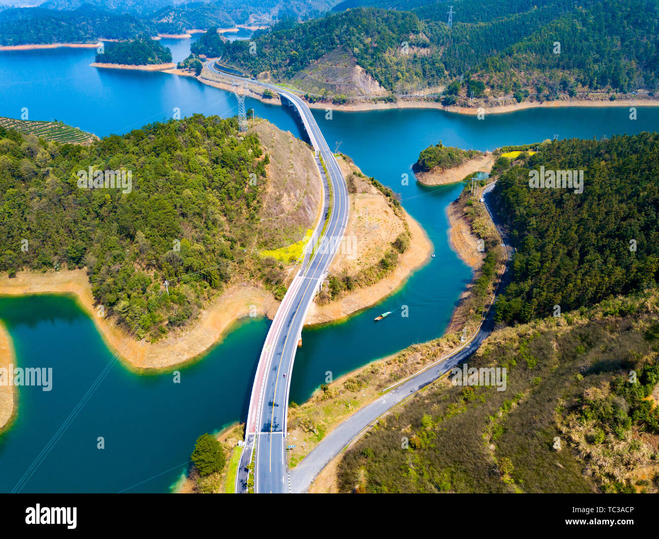 Chun Yang Line of Qiandao Lake, Hangzhou Stock Photo - Alamy