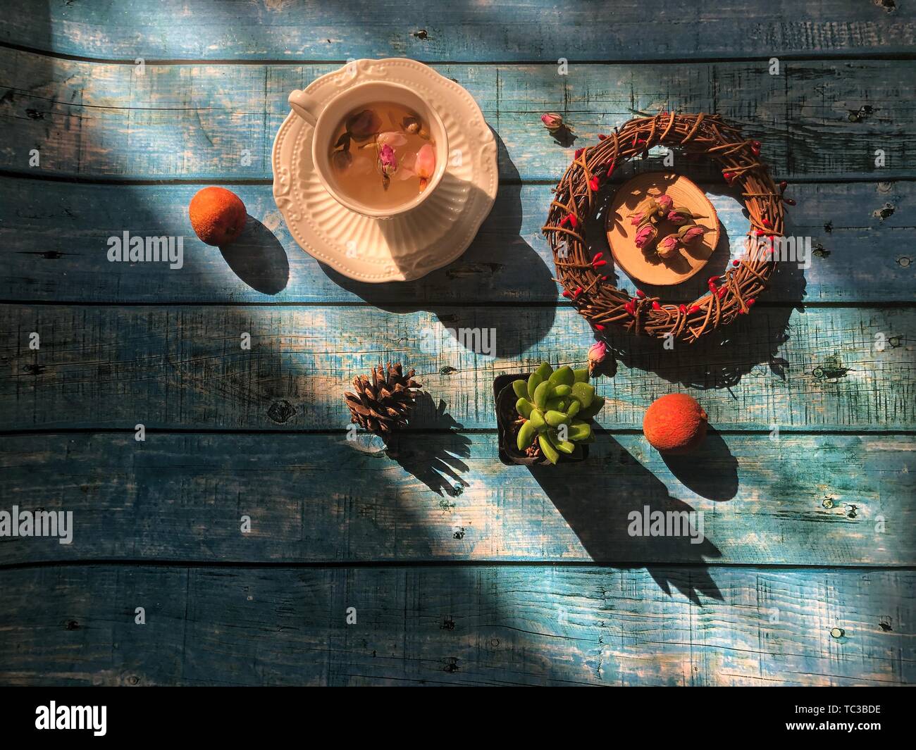 Lychee rose hi-res stock photography and images - Alamy