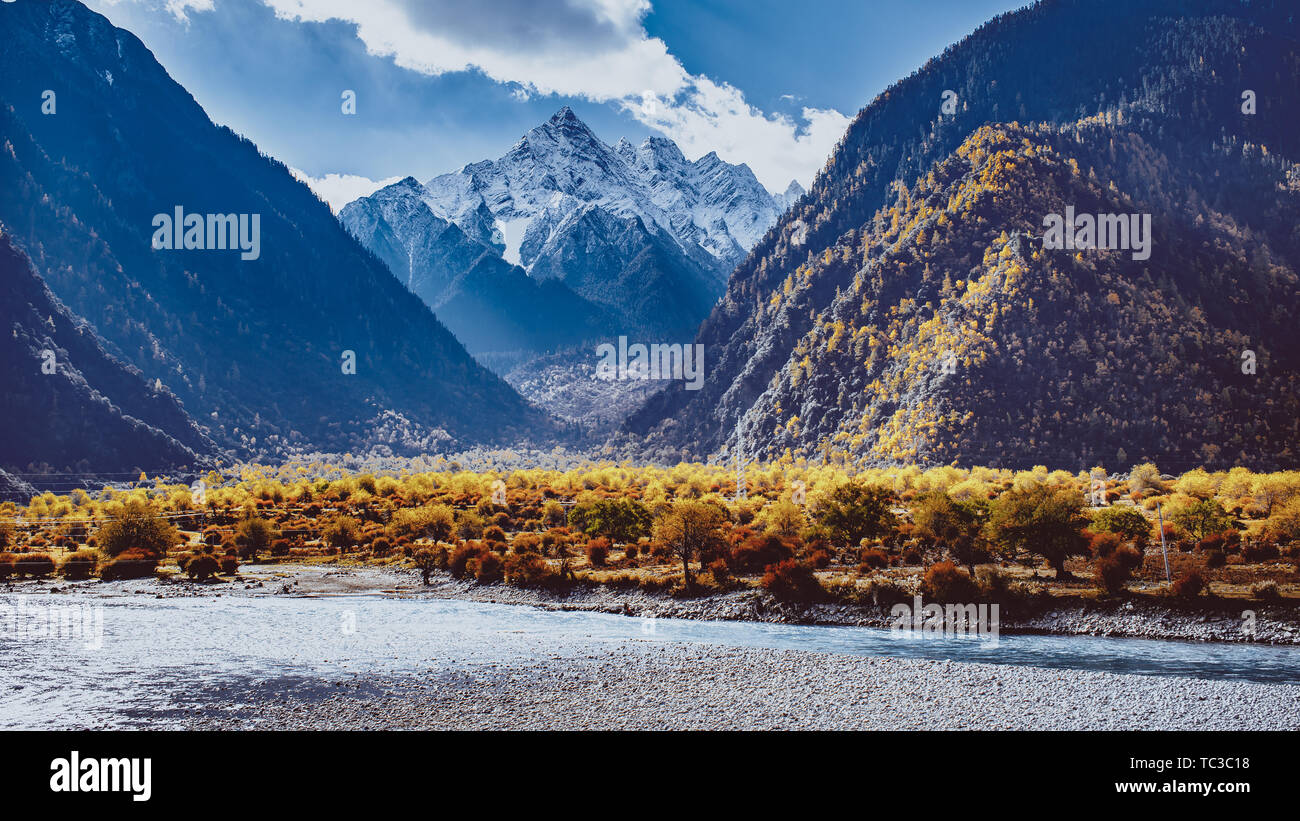 The waters of basongcoo hi-res stock photography and images - Alamy