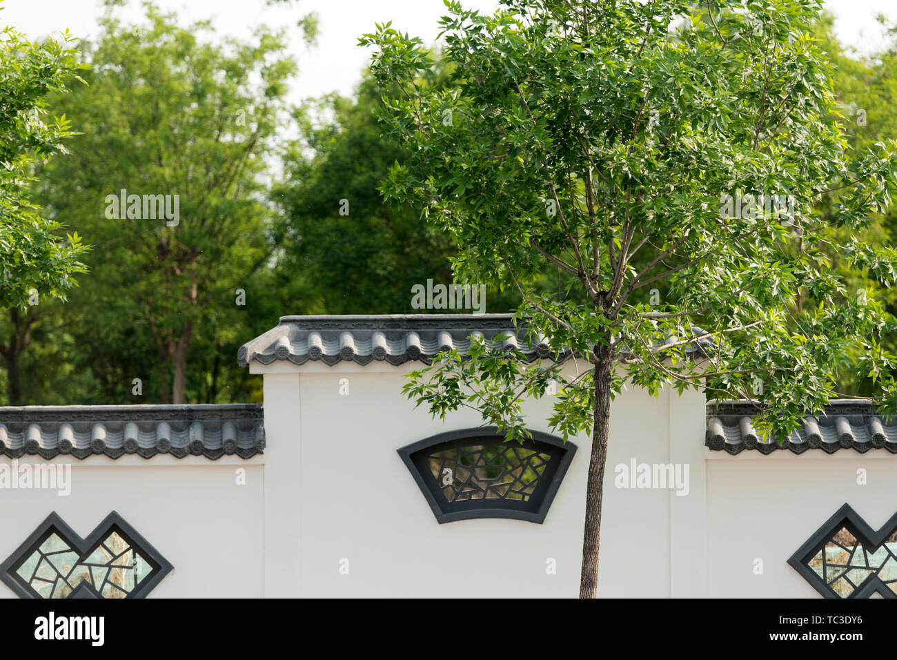 Hui wall hi-res stock photography and images - Alamy