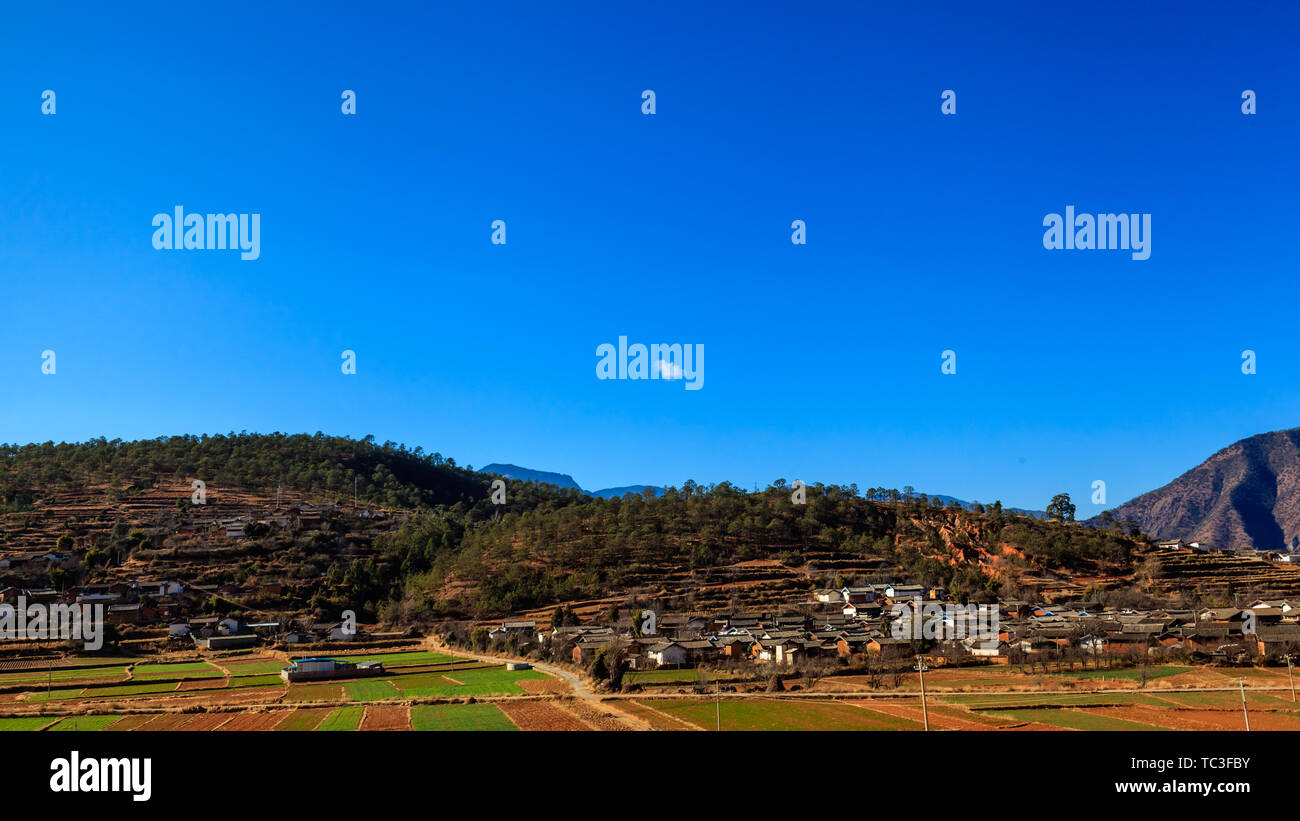 Beautiful scenery along the Lijiang River Stock Photo - Alamy