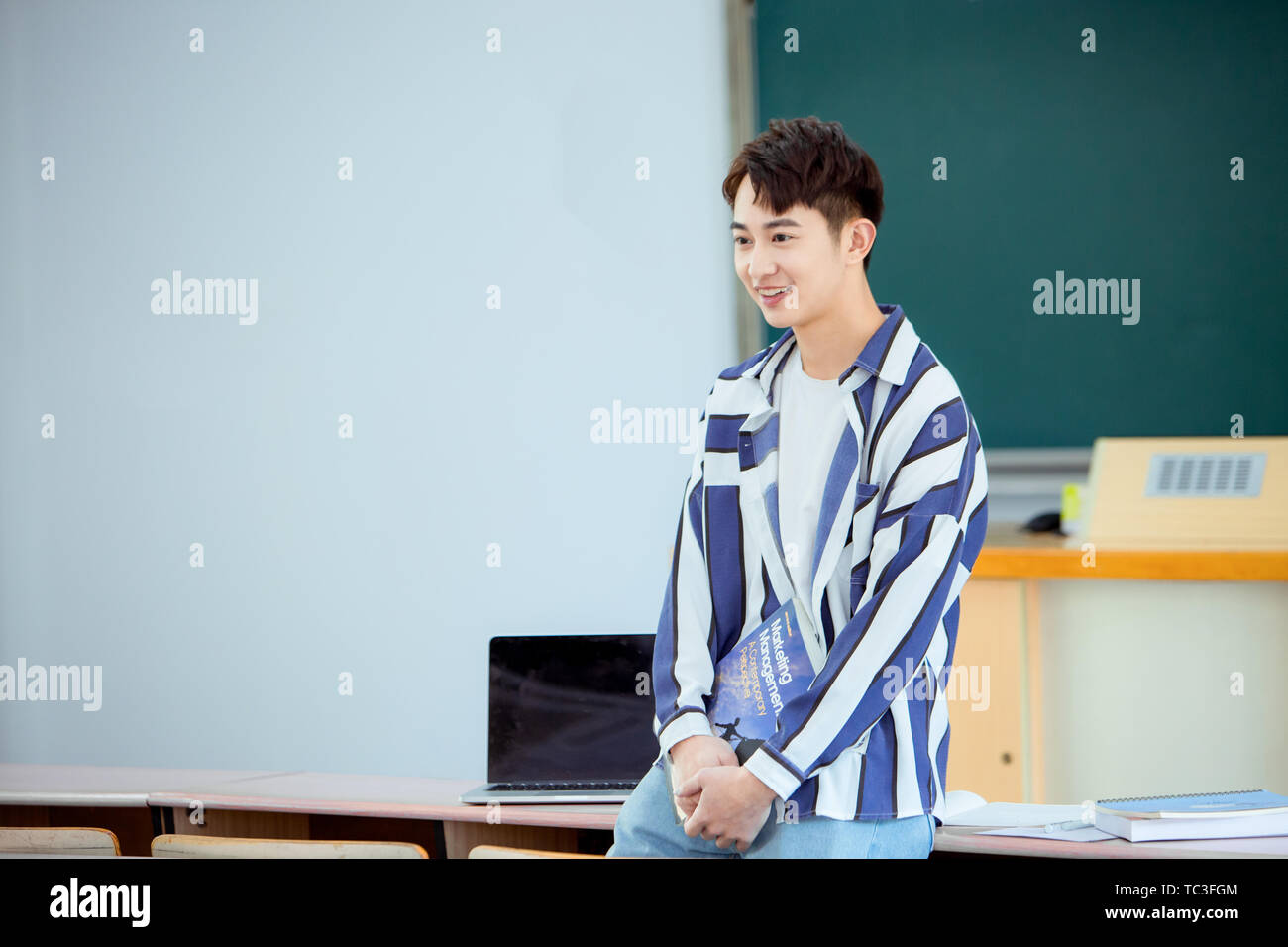 Students computer class china hi-res stock photography and images - Alamy