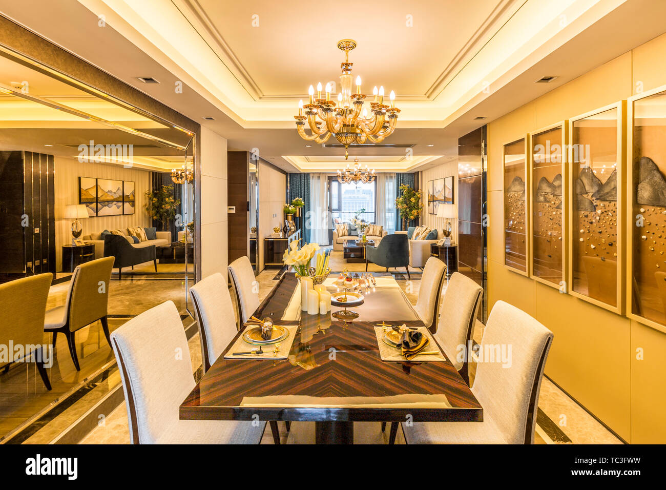 Interior of the model room Stock Photo - Alamy