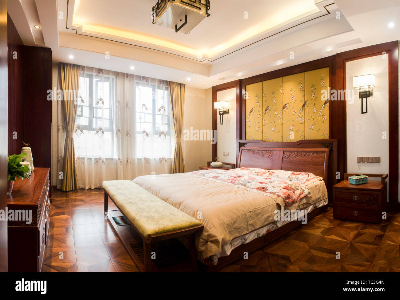 New Chinese bedroom Stock Photo - Alamy