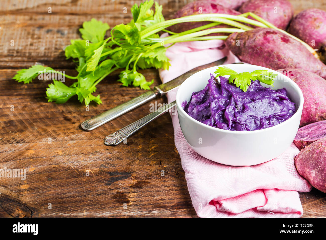 Purple sweet potato mash Stock Photo - Alamy