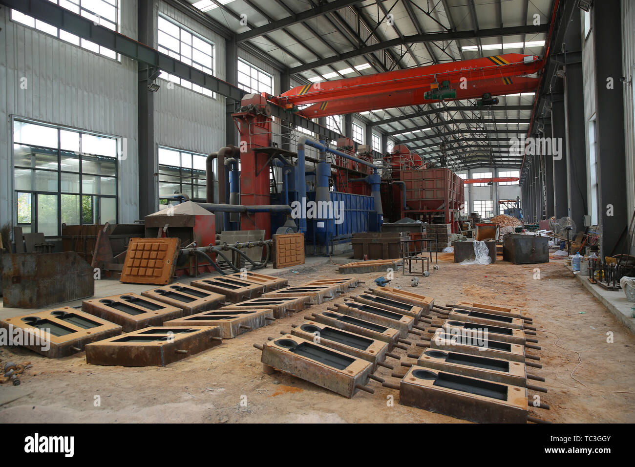 Smelting plant hi-res stock photography and images - Alamy