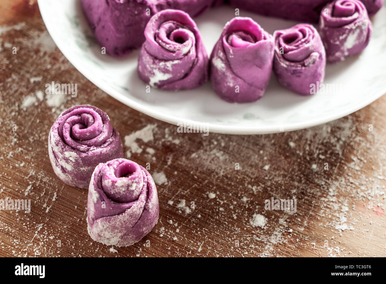 Purple potato pastry cuisine Stock Photo - Alamy