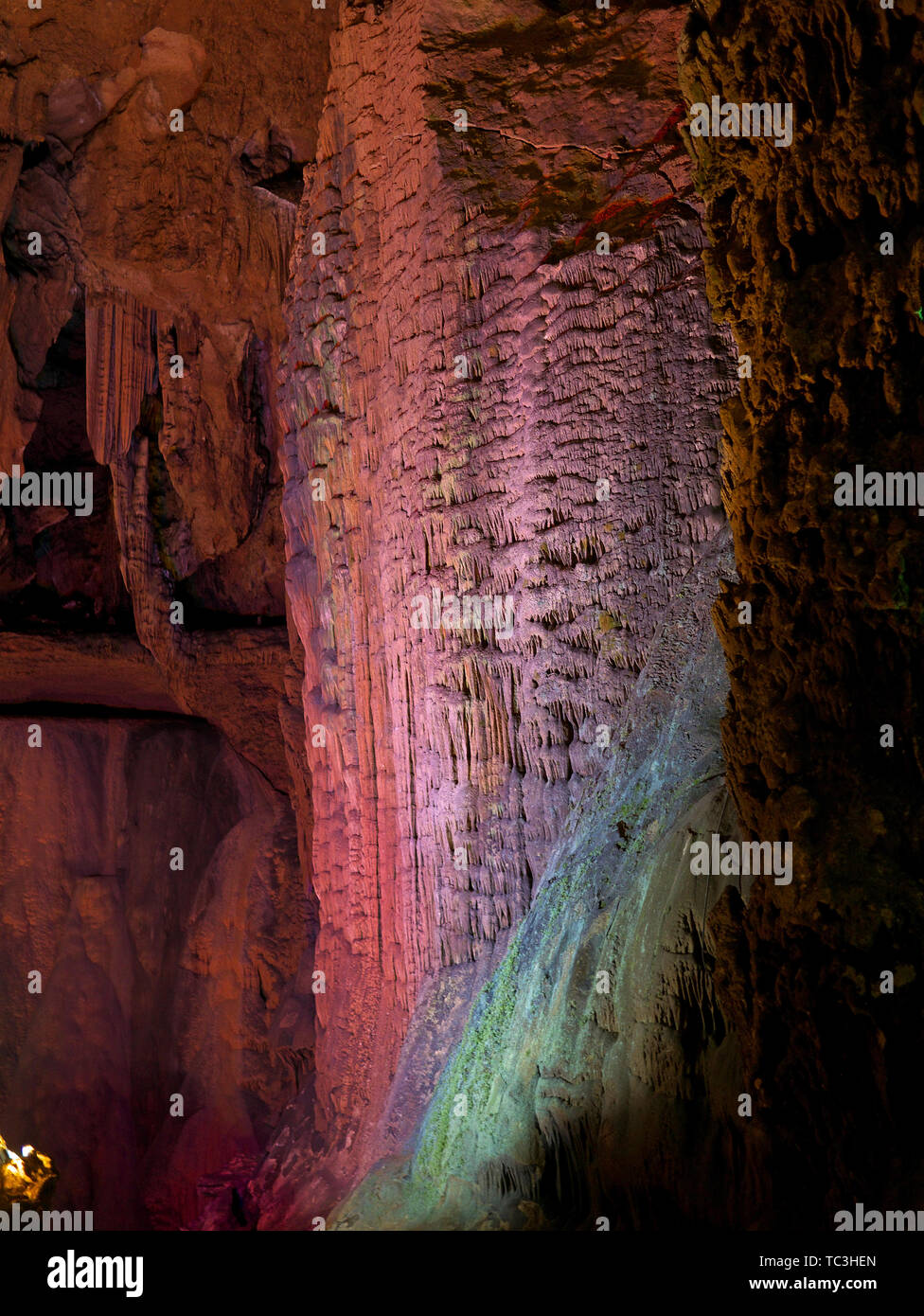 Landscape of Yinzi rock karst cave in Guilin Stock Photo - Alamy