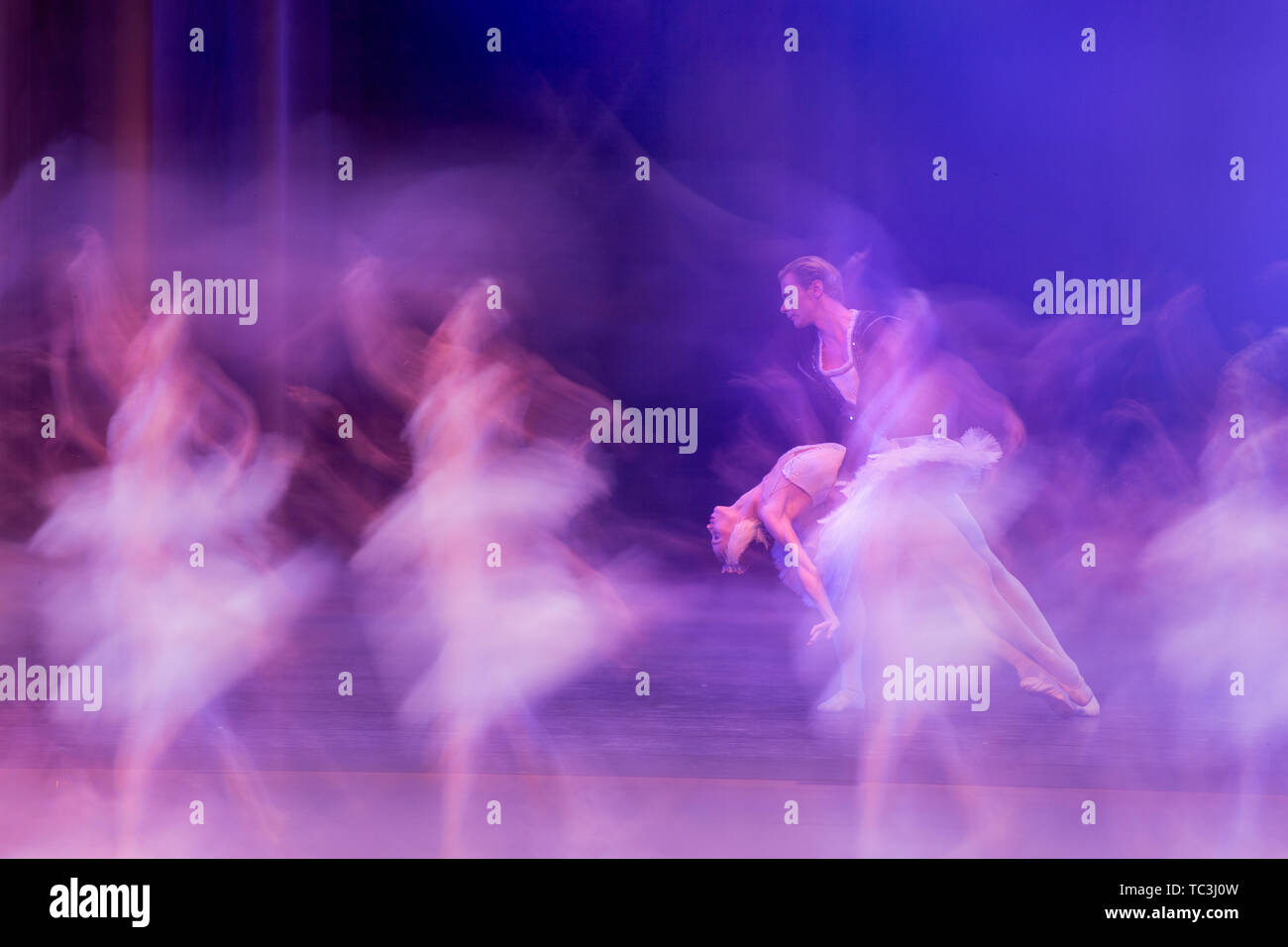 Russian Swan Lake Ballet Stock Photo - Alamy