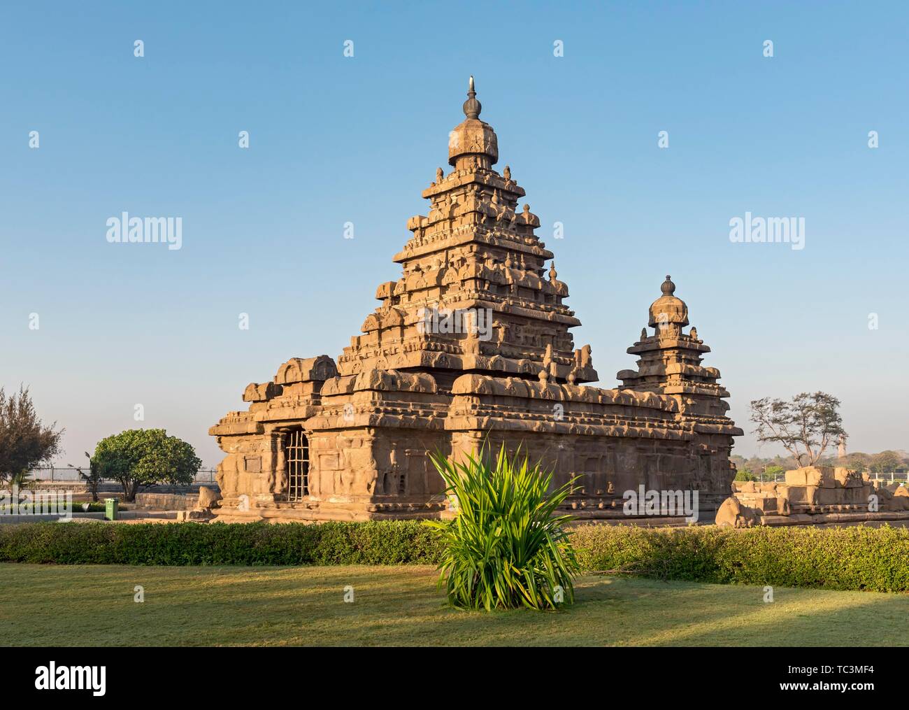 Shore Temple, Mahabalipuram, Mamallapuram, India Stock Photo - Alamy