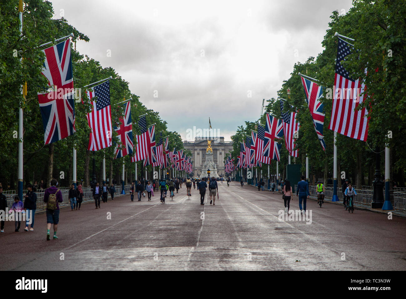 Flags special relationship american flag hi-res stock photography and ...