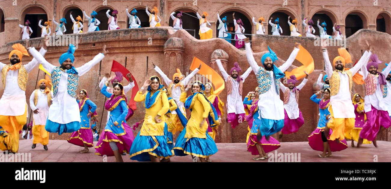 CHANDIGARH AMRITSAR CHANDIGARH, 2019. © Rising Star Entertainment ...