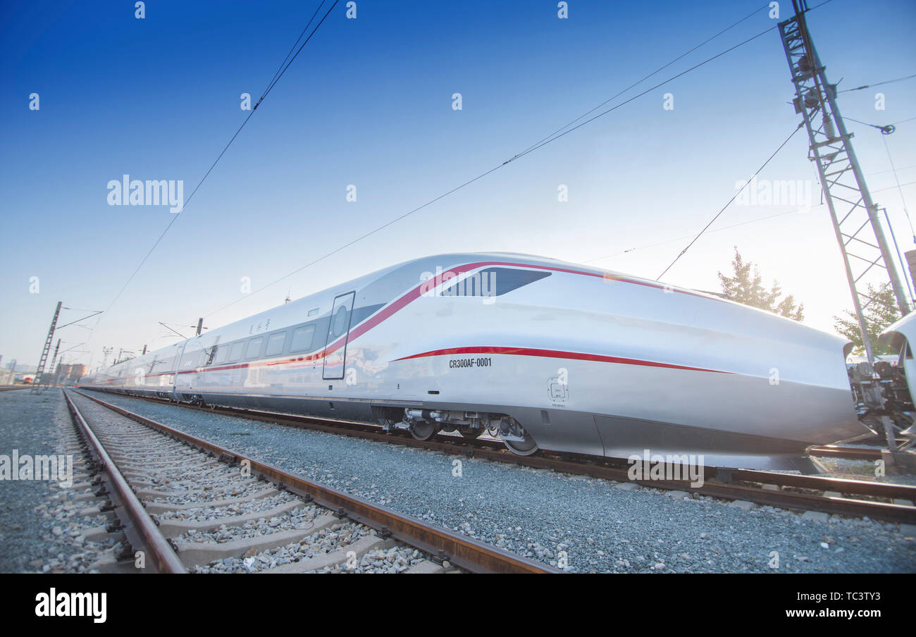 China's Fuxing and Harmony EMU Stock Photo - Alamy