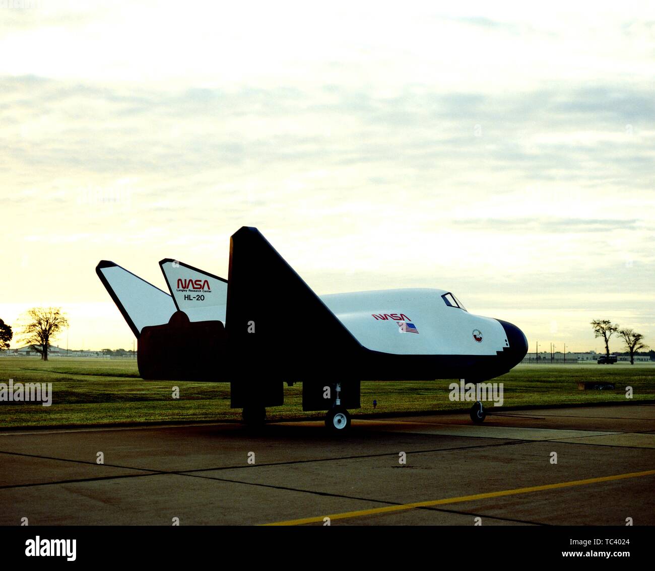 NASA HL-20 Lifting Body aircraft on the runway, October 22, 1991. Image ...
