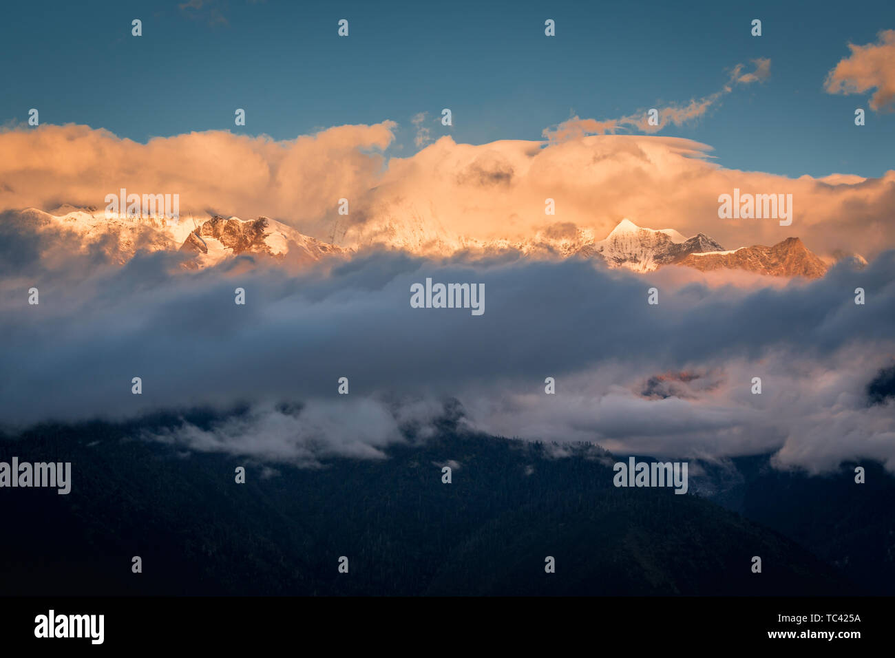 Scenery of Meri Snow Mountain, Yunnan Stock Photo - Alamy
