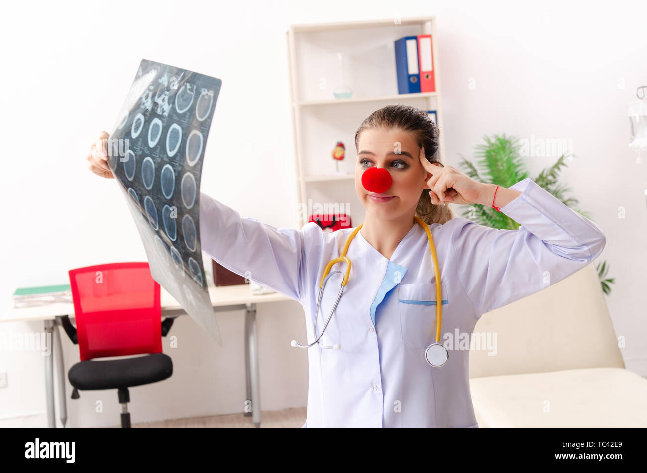 Pediatrician doctor red nose hi-res stock photography and images - Alamy