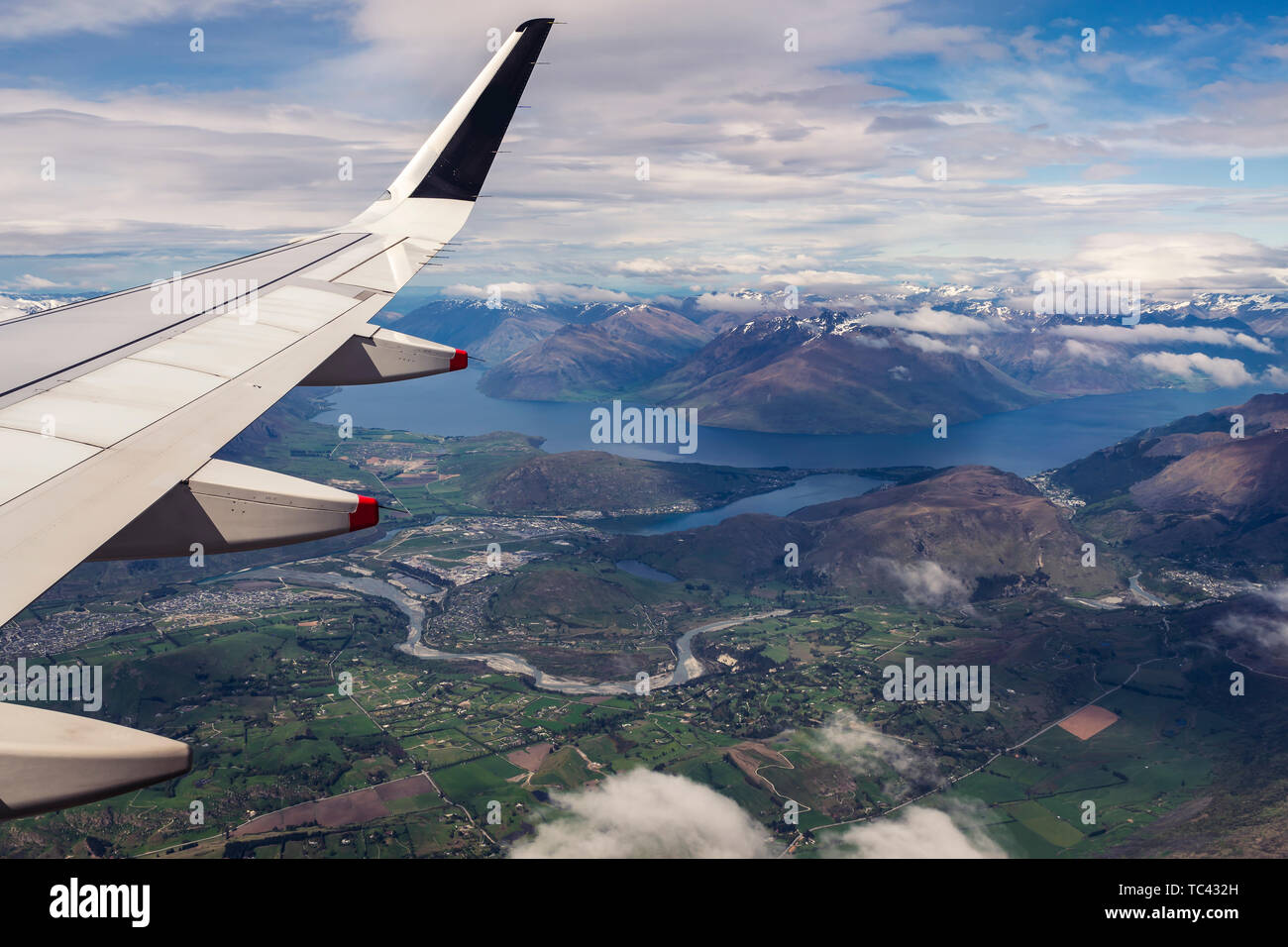 Queenstown aerial airport hi-res stock photography and images - Alamy