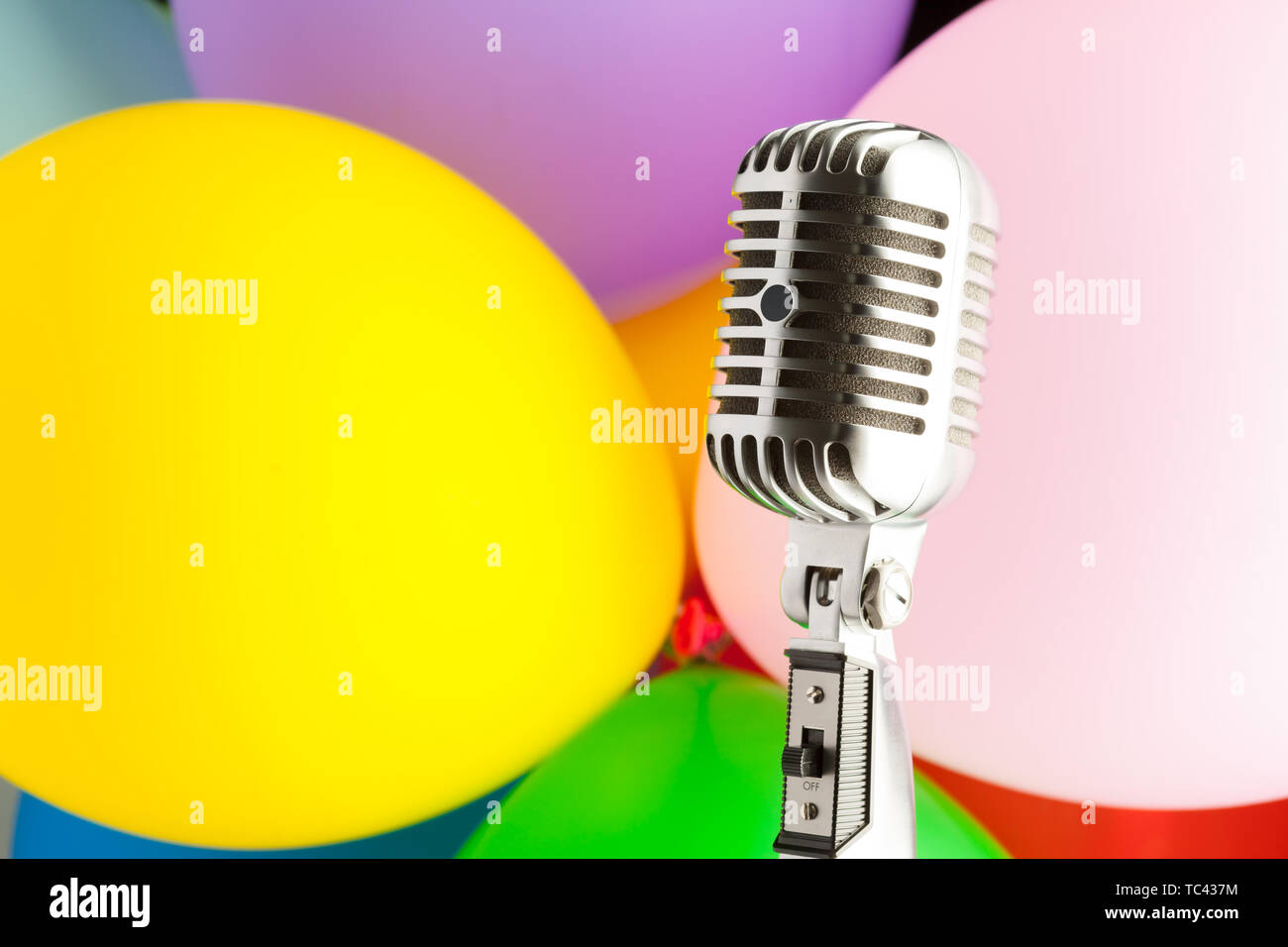 audio microphone retro style Stock Photo - Alamy