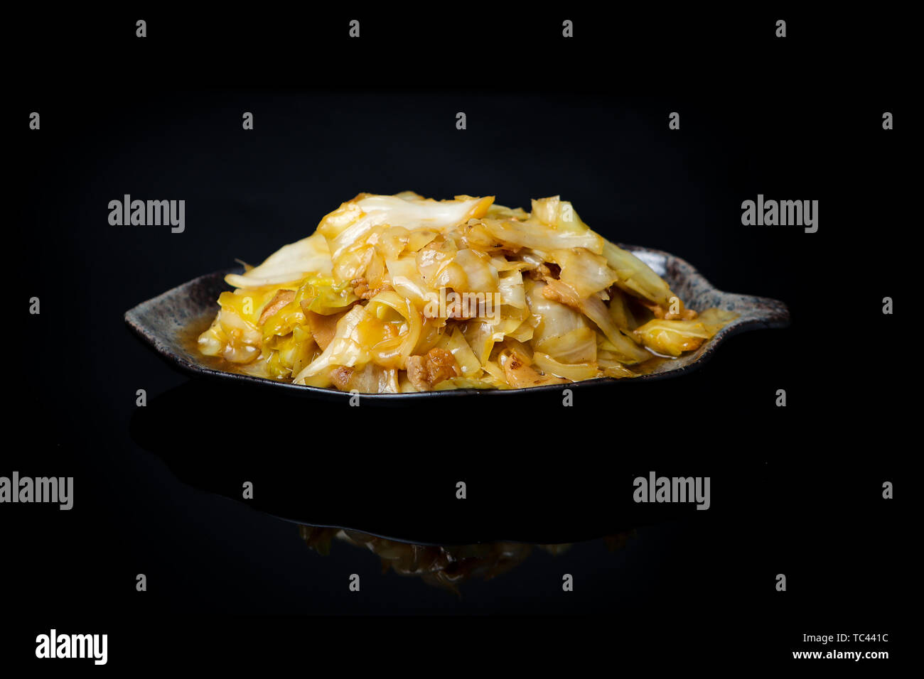 Hand torn cabbage pot hi-res stock photography and images - Alamy