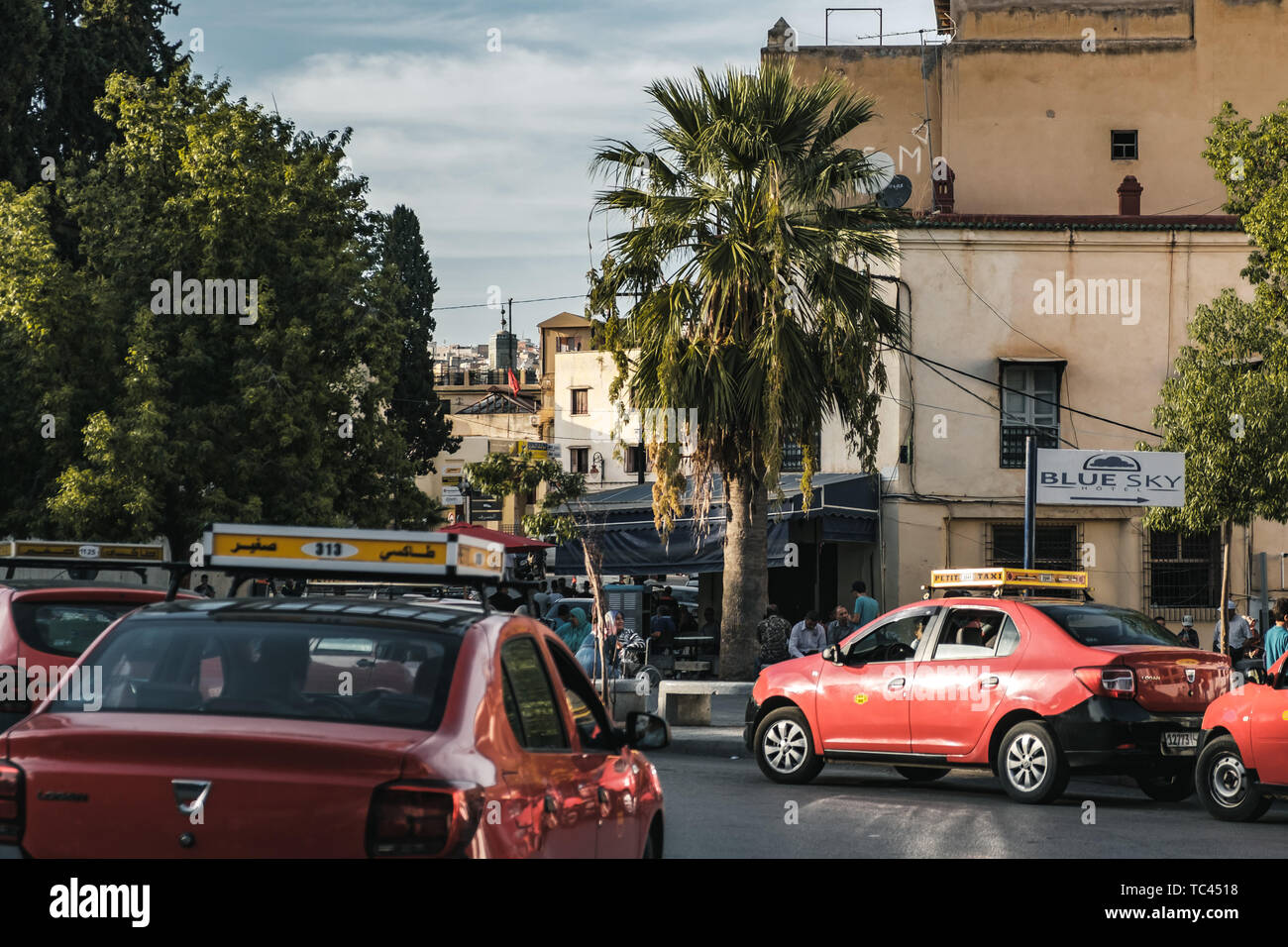 Streets of fez hi-res stock photography and images - Alamy