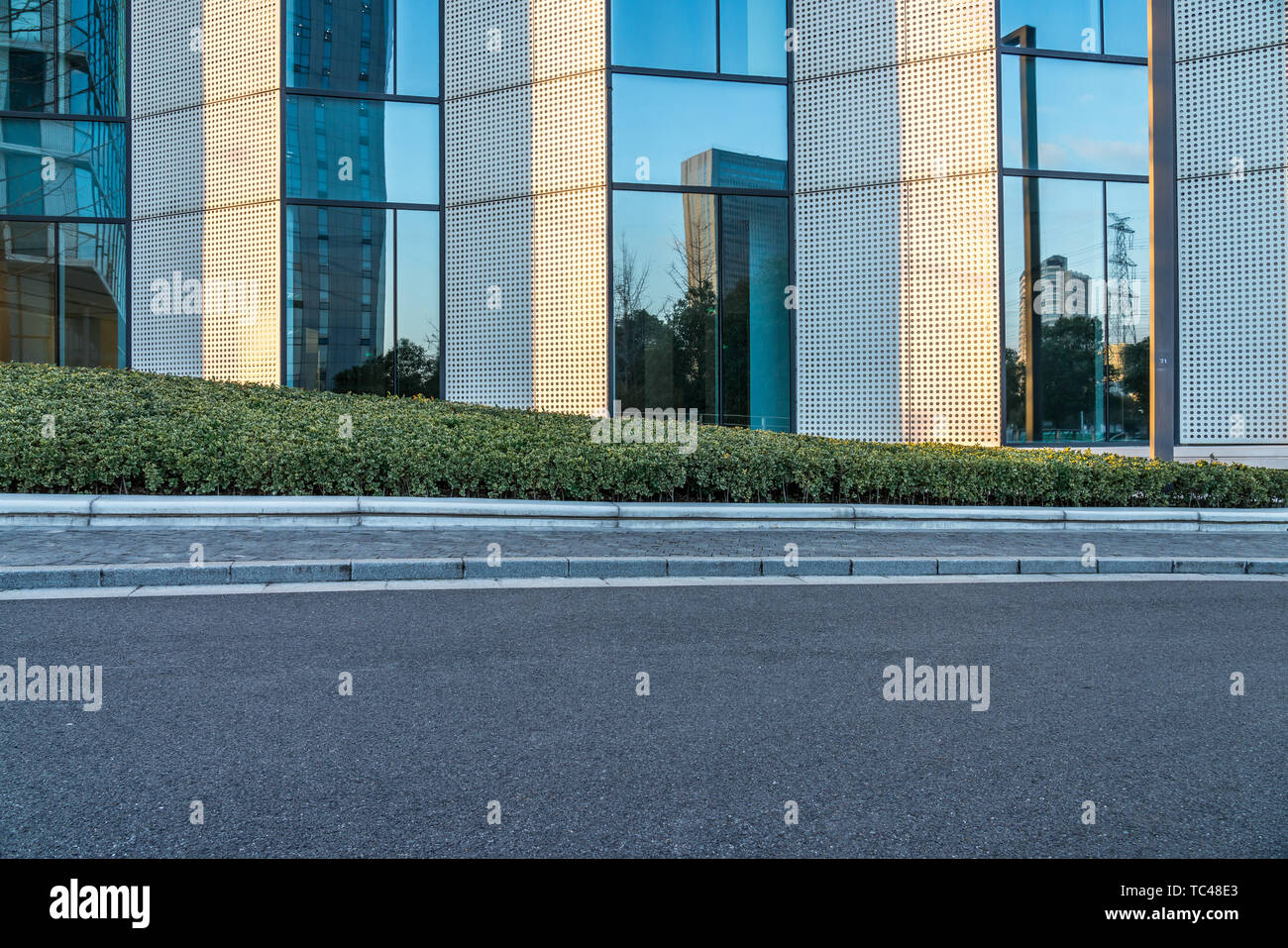 Modern Business District Office Building Stock Photo - Alamy