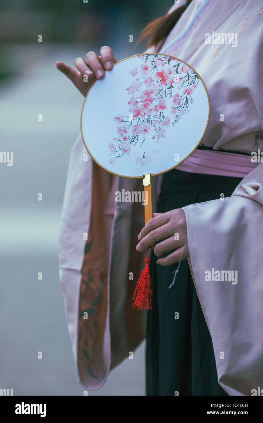 Tao Ran-ting Chinese clothes Stock Photo - Alamy