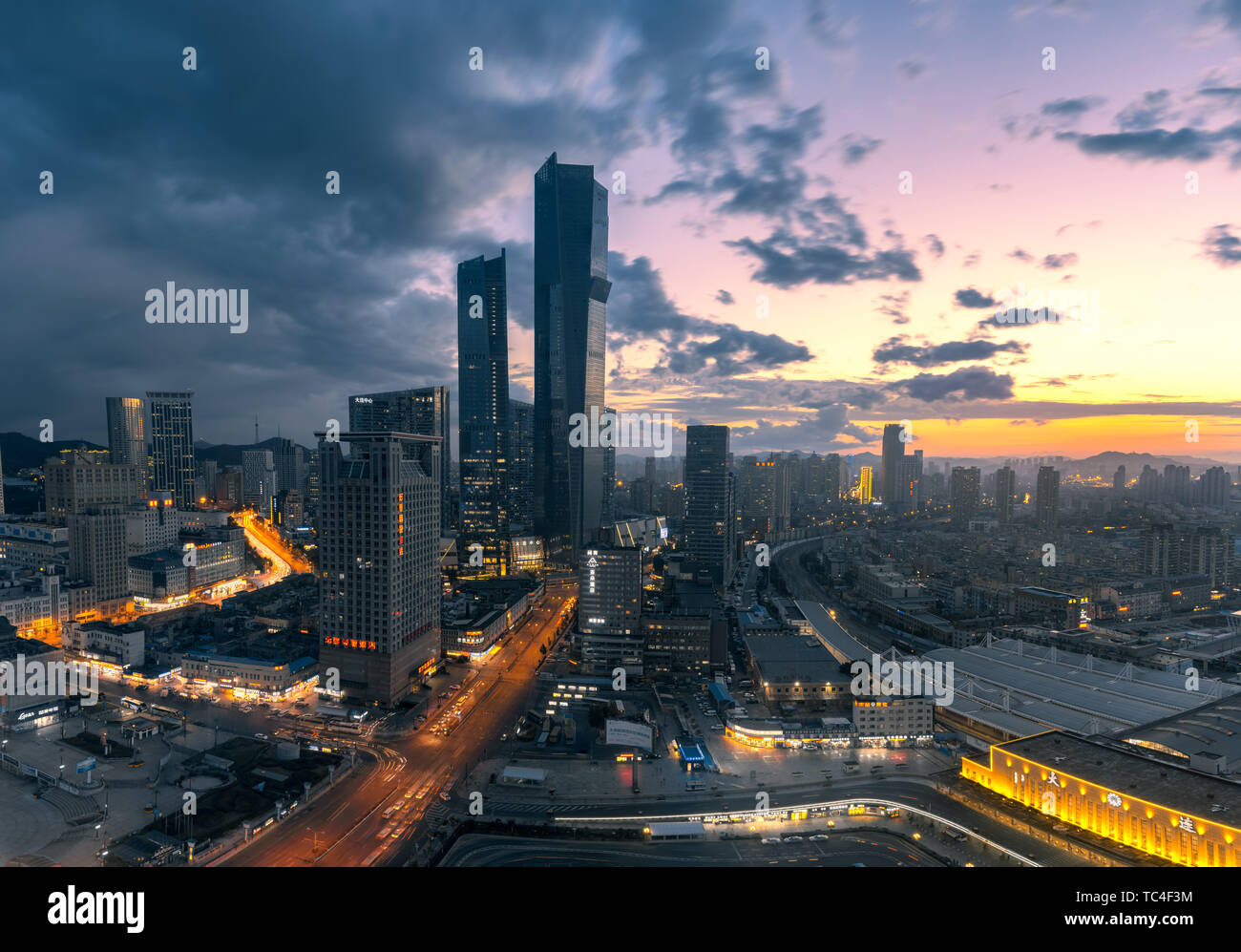 Dalian fire hi-res stock photography and images - Alamy