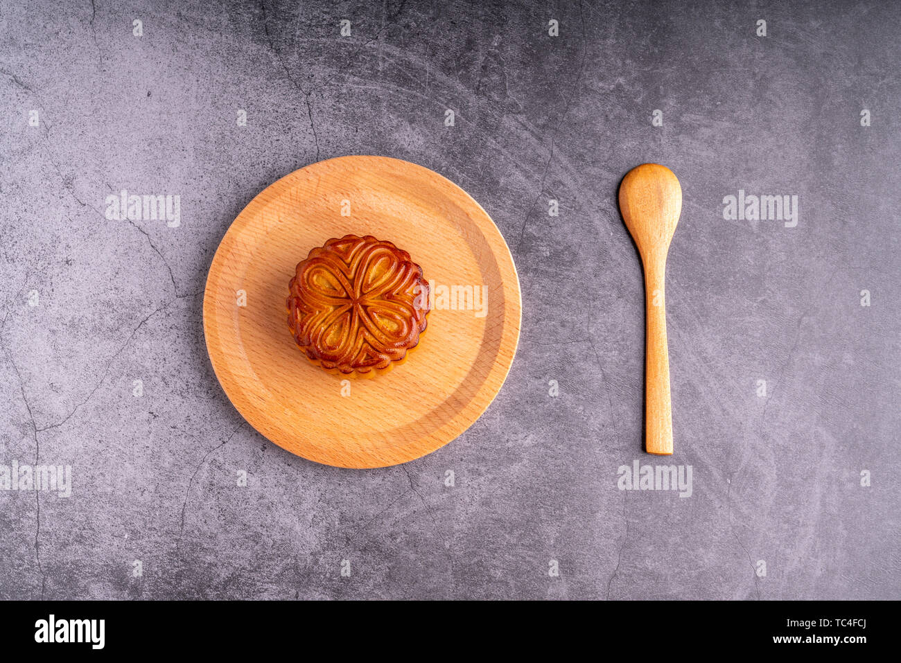Mid-autumn moon mooncakes with gray background Stock Photo - Alamy